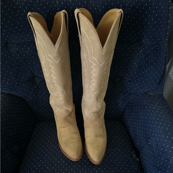 Tecovas | Shoes | Tecovas The Abby Size 65 Color Driftwood Suede | Poshmark